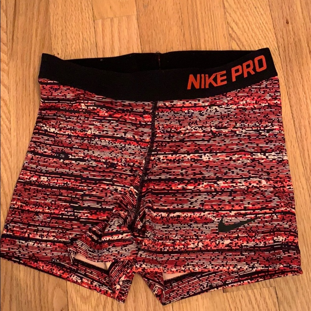 Nike Pros - Gem